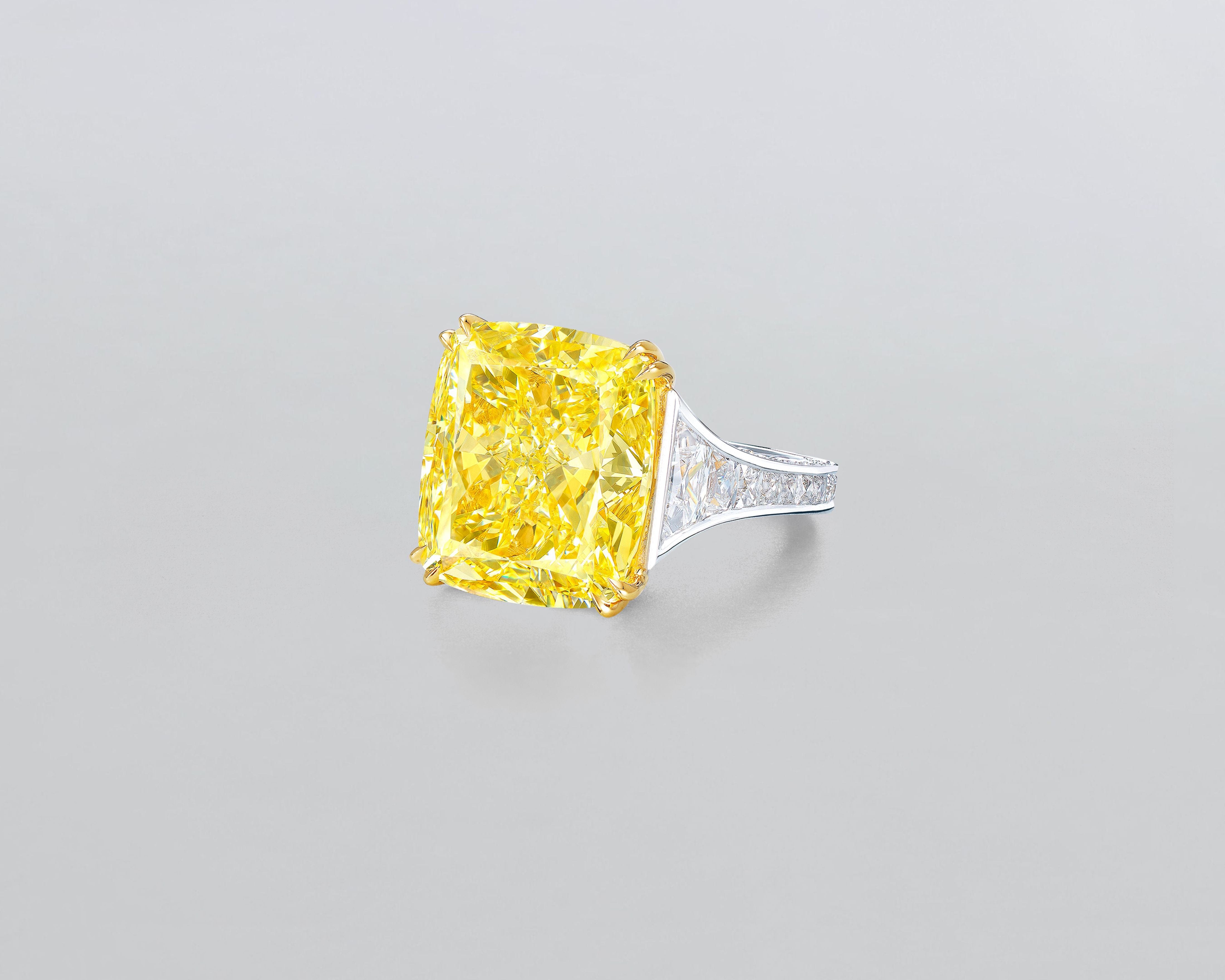 14.96 carat Cushion Cut Fancy Vivid Yellow Diamond Ring – Ronald Abram US