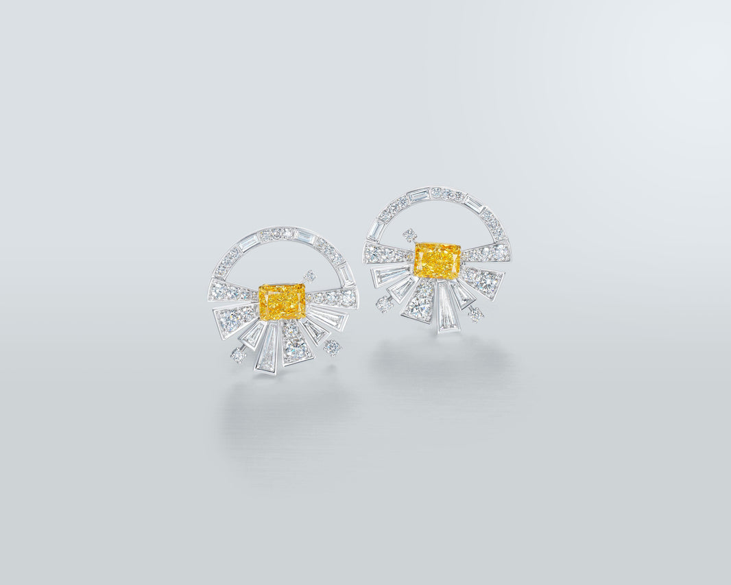 5.88 carat Cushion Cut Fancy Intense Yellow Diamond Ring – Ronald Abram US