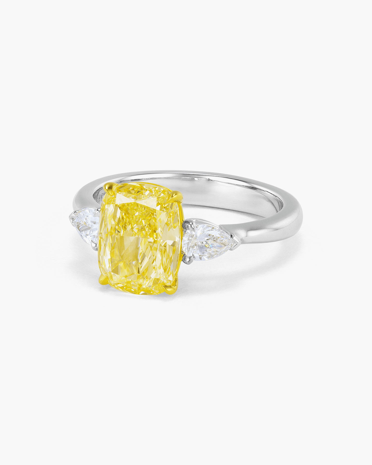 2.62 carat Cushion Cut Yellow and White Diamond Ring – Ronald Abram US